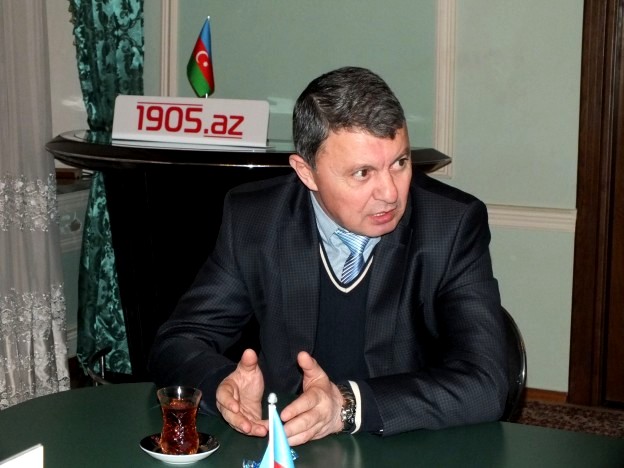 Elxan Elatlı: “Yavaş-yavaş olsa da, Azərbaycanın Şerlok Holmsu yaranır ...